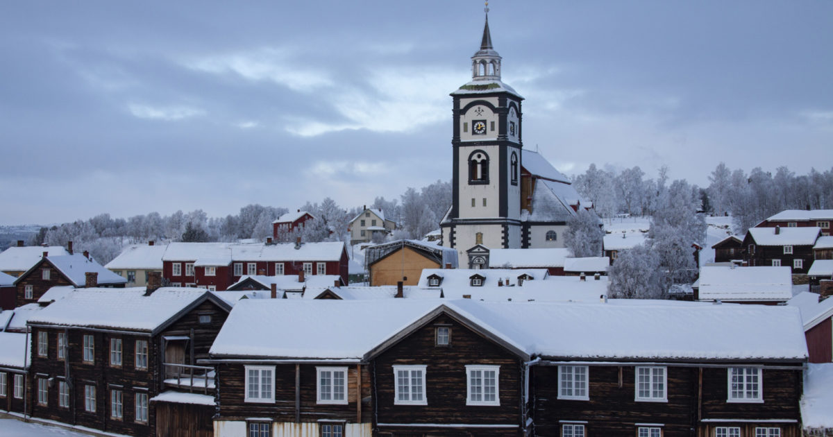 Historien | Røros dør og vindu